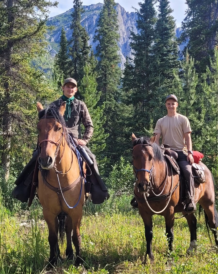 Fire Mountain Outfitters The Crew Photo Gallery